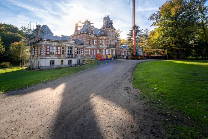 Subsidies voor restauratie en herbestemming van kasteel en remise Hof ... Subsidies voor restauratie en herbestemming van kasteel en remise Hof ...