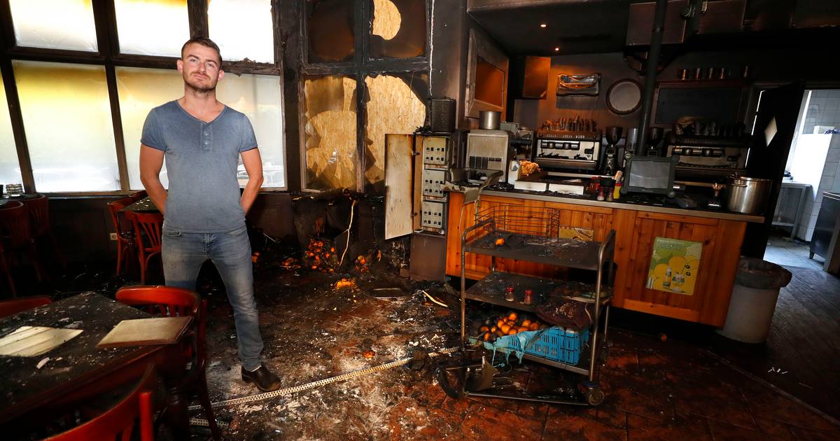 Eigenaar Joe Mann Paviljoen in Best verslagen na brand | Best ...