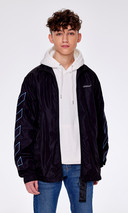 Popster Max (18) uit Roosendaal denkt aan zijn toekomst: ‘Boybands ...