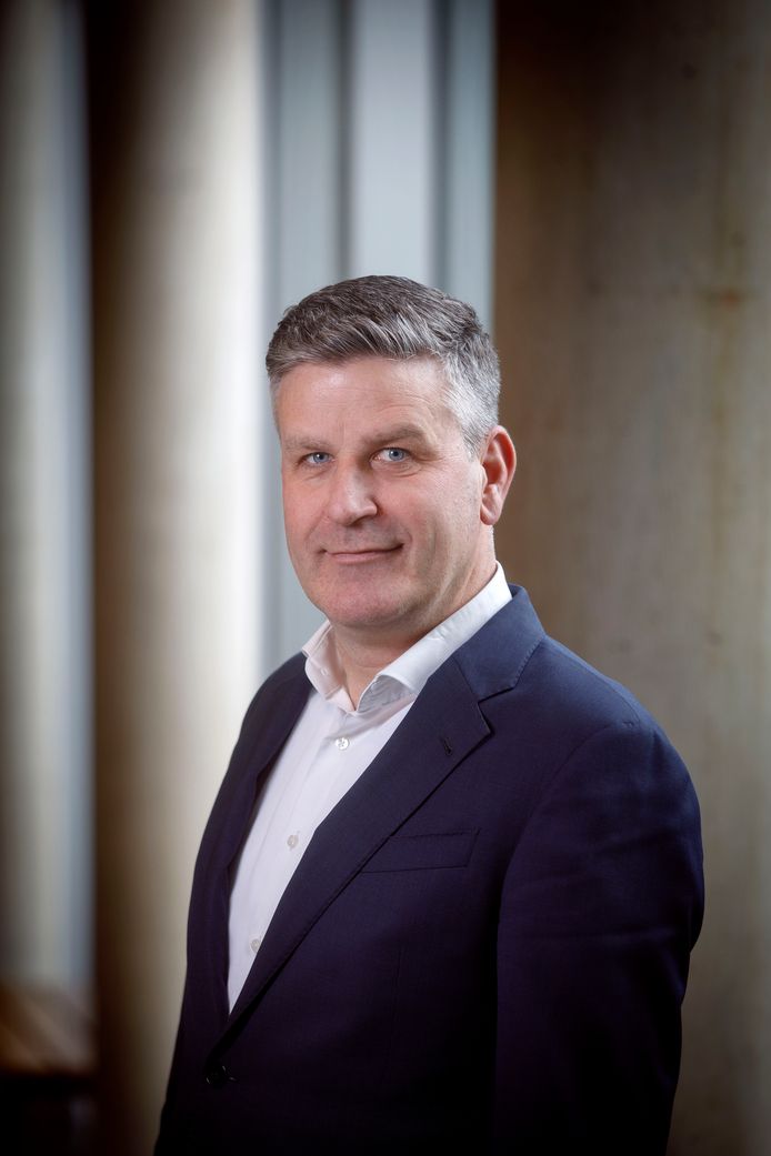 Topman Koen Becking van Tilburgse universiteit stapt over naar Nyenrode ...