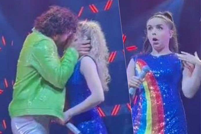 KIJK. Tegenspeler kust Julia van K3 vol op de mond en dat stond niet in ...