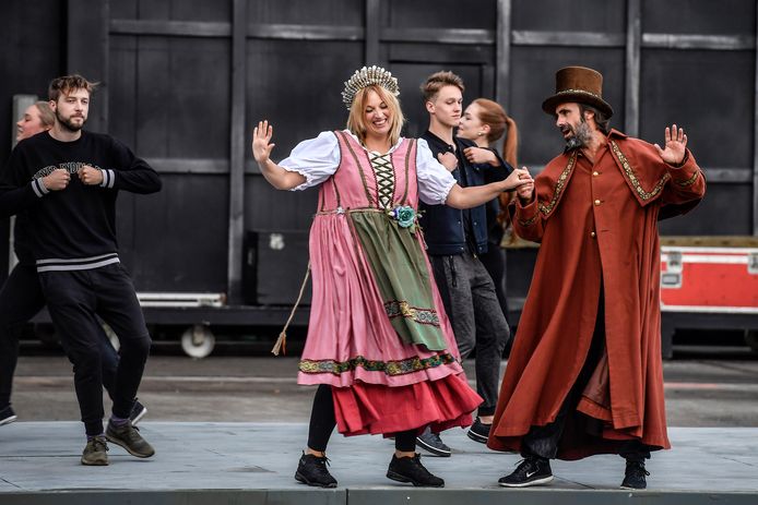 Titanic (de musical) vaart op het Donkmeer | Berlare | hln.be