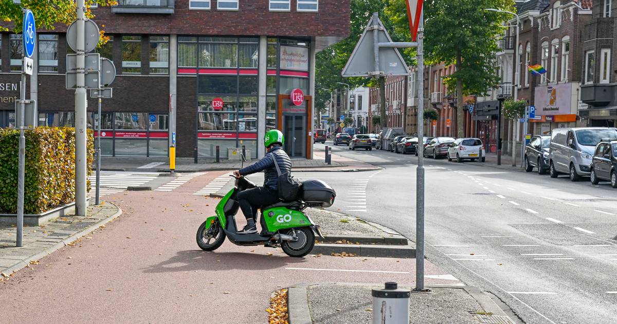 Ondernemers willen snel groen licht voor nieuwe deelscooters: ‘Dit hoort bij een stad in ...
