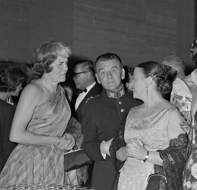 Fons Wijnen: Gelauwerd als verzetsheld, maar verdoezeld als ...