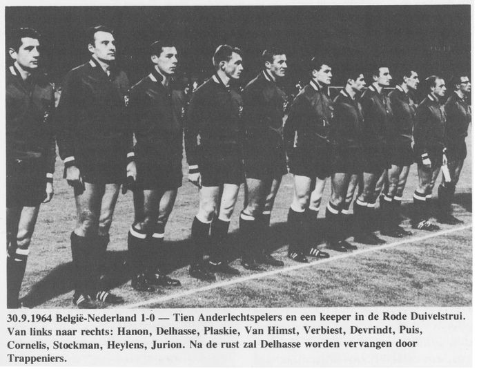 Kies uw favoriete Duivels-foto uit de oude doos | Rode Duivels | hln.be