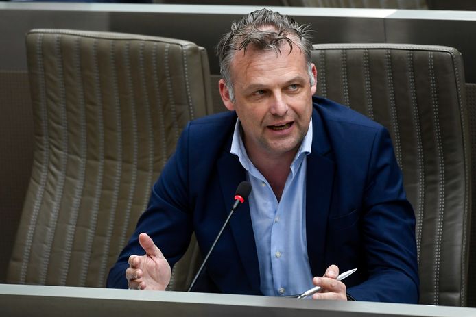 Steve Vandenberghe (sp.a) blijft in Vlaams parlement: “We zijn in ...