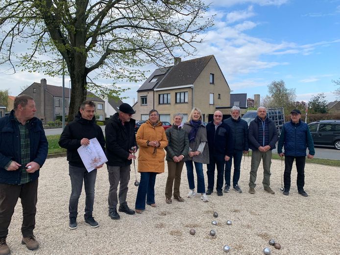 Nieuwe velden voor petanque: op dit grote aantal terreinen in Brugge ...