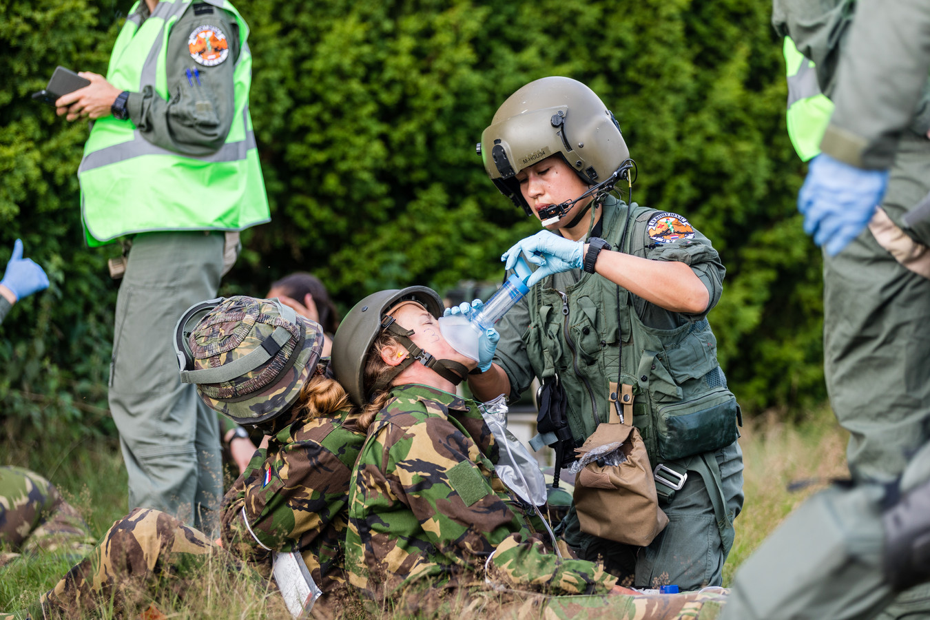 Militaire artsen oefenen geneeskracht op de hei bij Kamp de Kiek: ‘De ...