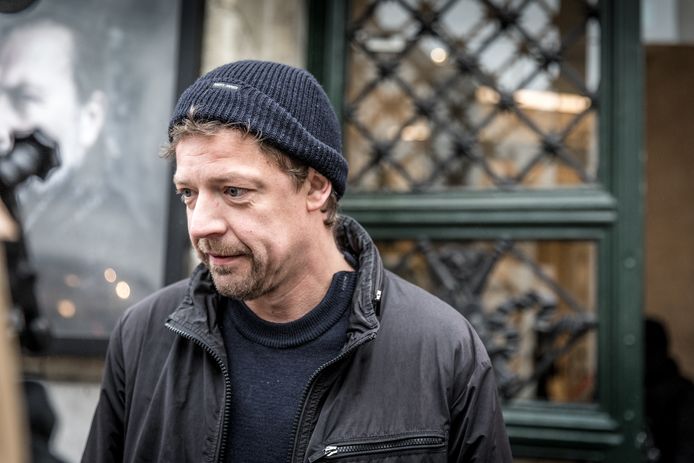 "Je had blonde krulletjes en ik vond je bloedmooi. Ik was op slag wég ...