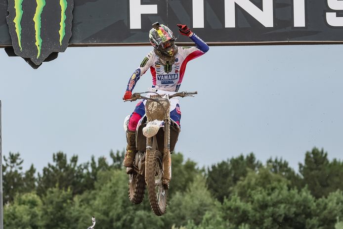 Topzege voor Jago Geerts in GP MX2 Vlaanderen, Liam Everts net naast ...