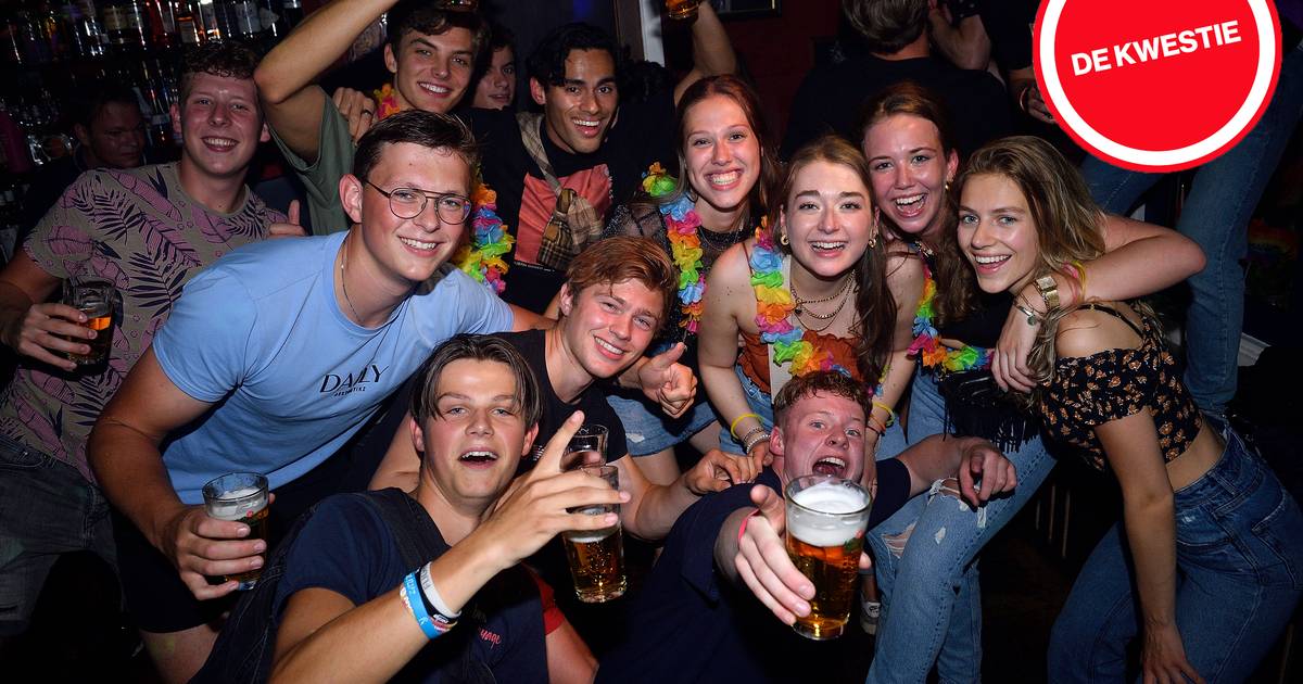 Geen 16- en 17-jarigen meer in de kroeg: ‘Uitgaan hoort er toch bij op ...