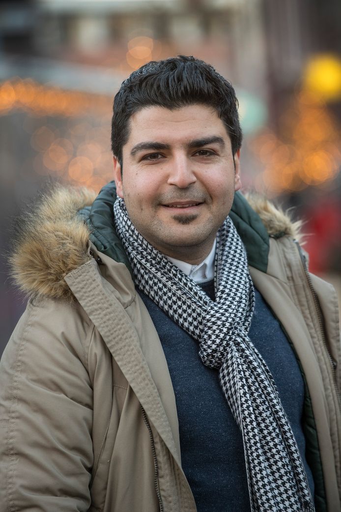 Kom terug naar de winkel en bestel minder online, vindt Ali Akbari ...