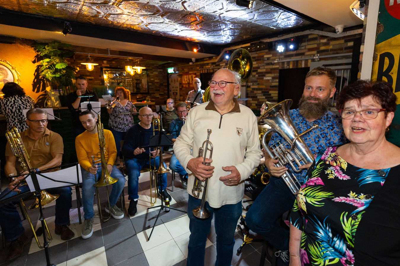 Carnavalsvereniging De Piccolo overleeft al 99 jaar: ‘Ik denk dat we ...