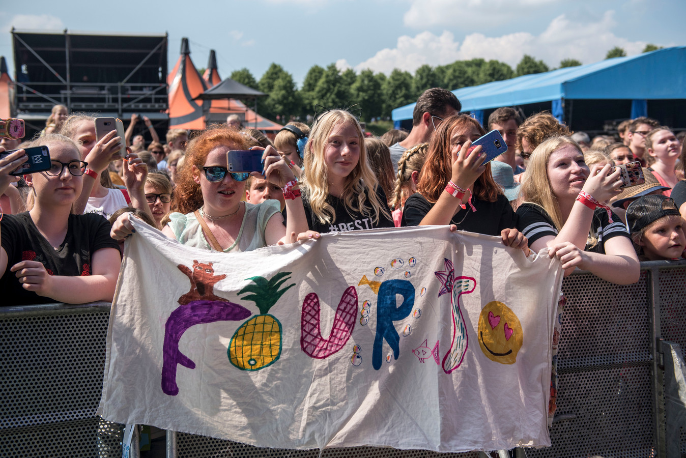 Tranen met tuiten voor fanatieke Fource-fans want boyband stopt ermee ...