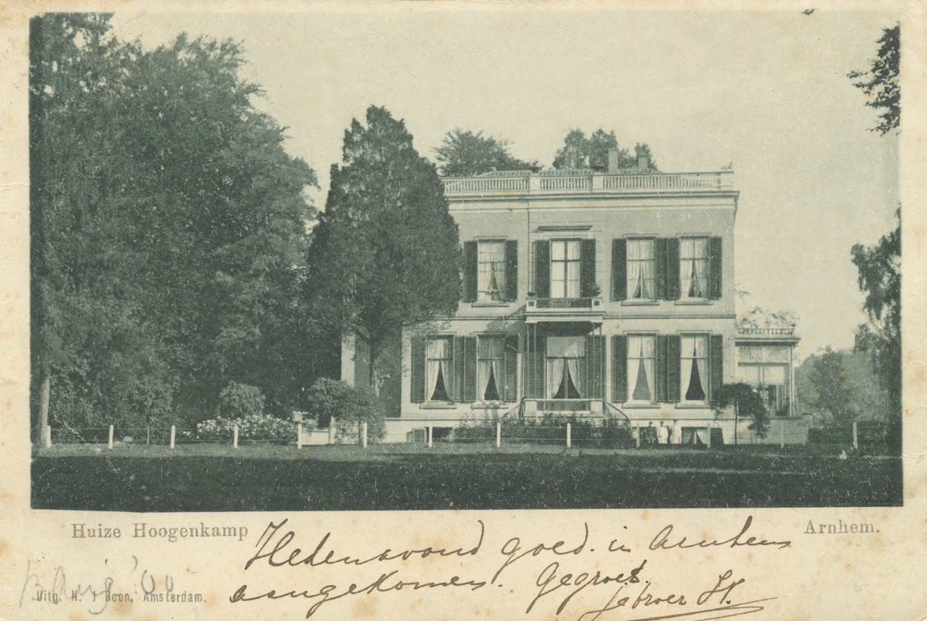 Deze landhuizen domineerden vroeger de Amsterdamseweg, maar wat is er ...