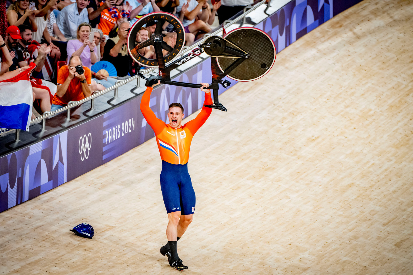 Goud! Harrie Lavreysen uit Luyksgestel prolongeert olympische titel op ...