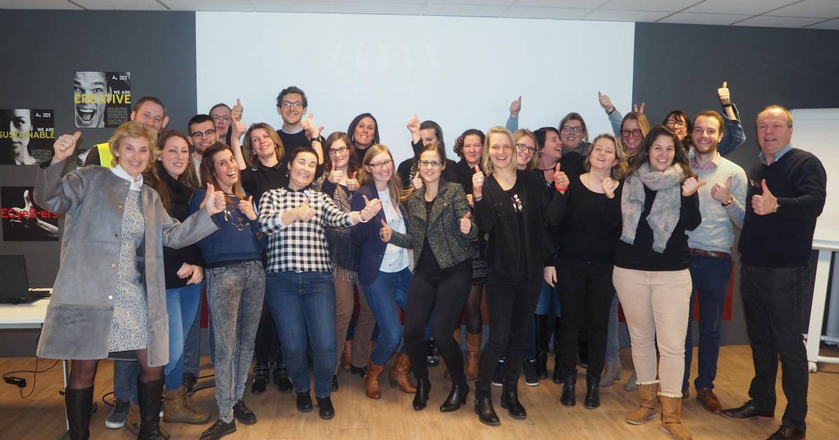 ECS en 2XL delen cheques uit voor goede doel | Brugge | hln.be