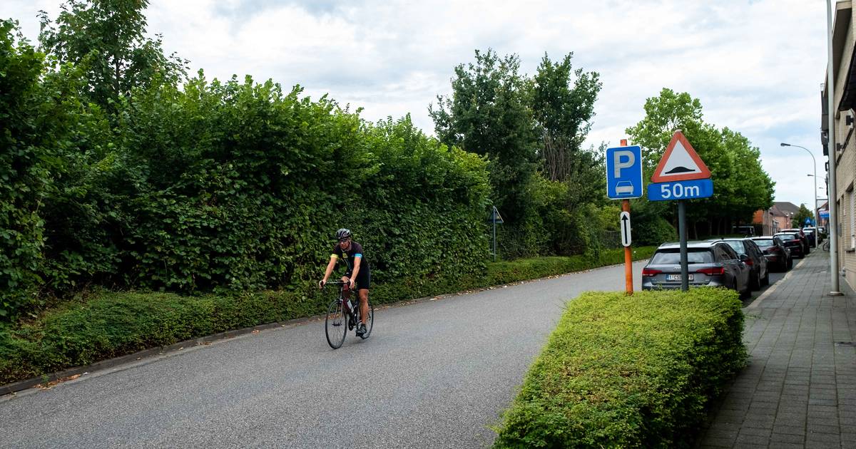 Bromfietser raast met 74 kilometer per uur door Bosstraat | Boom | hln.be