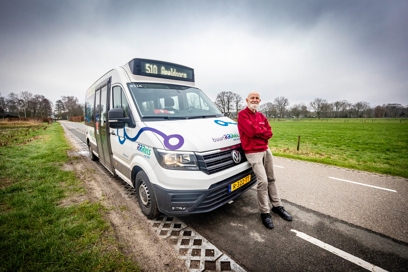 Hommeles in openbaar vervoer, maar in Apeldoorn floreert de buurtbus ...