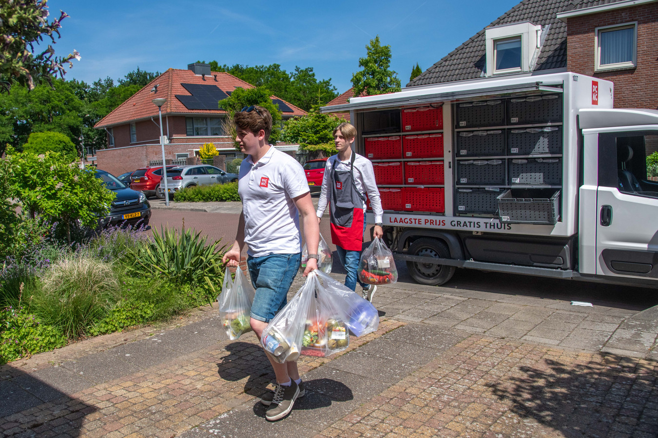 Picnic bezorgt de weekboodschappen ook op zondag: ‘Verbaasd dat dit ...