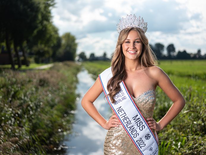 Amber (17) is de nieuwe Miss World Nederland: ‘Na afloop zijn we lekker ...
