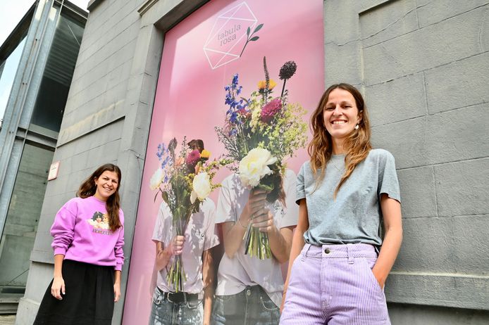 Zussen openen in september bloemenzaak Tabula Rosa op hoek de ...