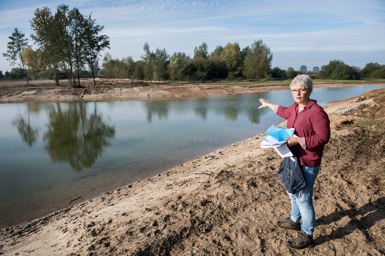 De clubfotografe en de helper van Het Tweede Huis: twee lintjes in Mook ...
