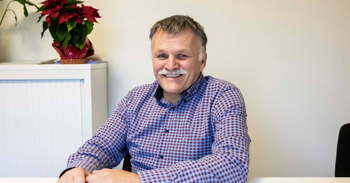 Diepenbeekse burgemeester zal iconische snor scheren | Diepenbeek | hln.be