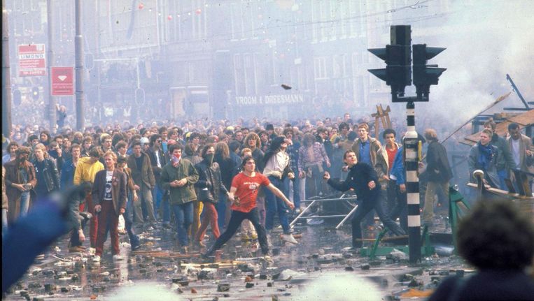 Werkelijke oorzaken van rellen blijven onderbelicht | De Volkskrant