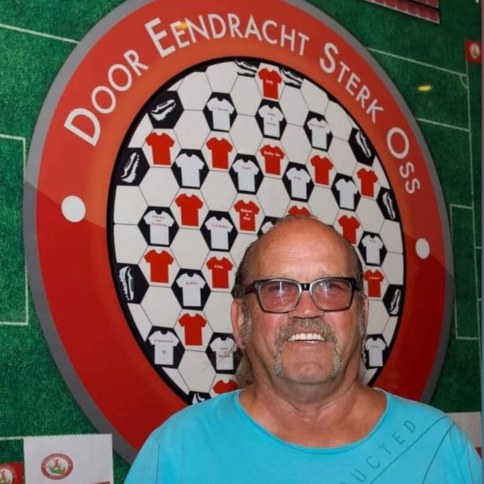 Clubicoon Theo van Deutekom (74) van Deso overleden | Oss | AD.nl