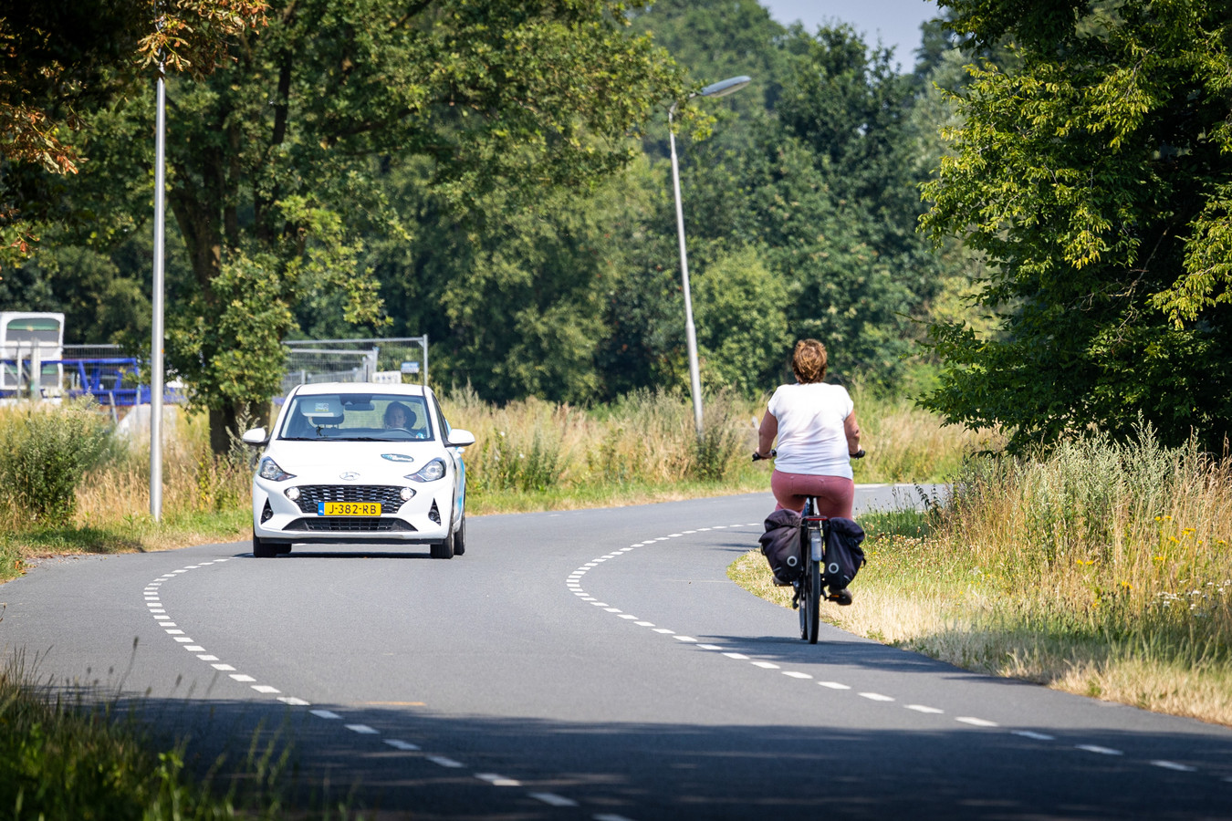 Fietspad langs Ypeloweg bij Enter komt na lange strijd in zicht: ‘Maar ...