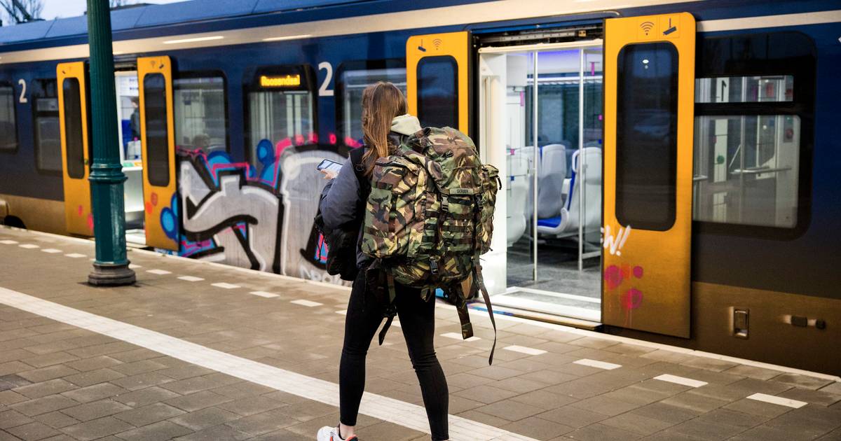 NS laat opnieuw minder treinen rijden op deze trajecten | Gouda | AD.nl