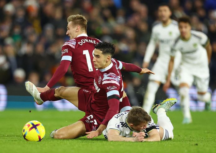 Leeds United en West Ham aan elkaar gewaagd doelpuntrijk duel | Buitenlands voetbal | AD.nl