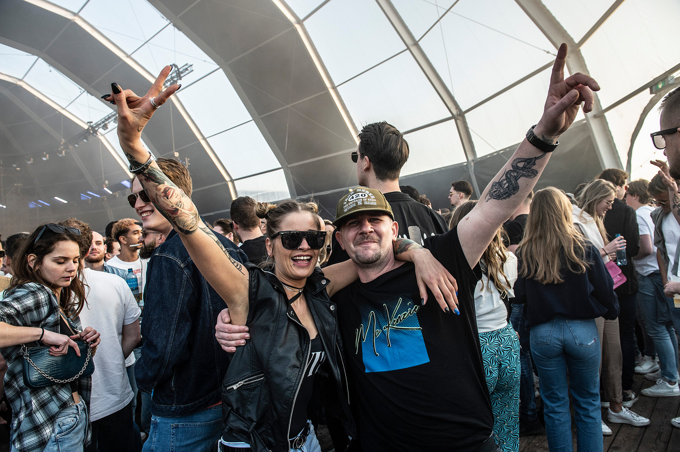 Duikboot trapt festivalseizoen in Breda af | Foto | pzc.nl