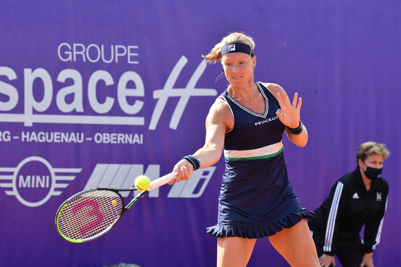 Bertens geeft op tegen Ostapenko en gaat zonder winstpartij naar Roland ...
