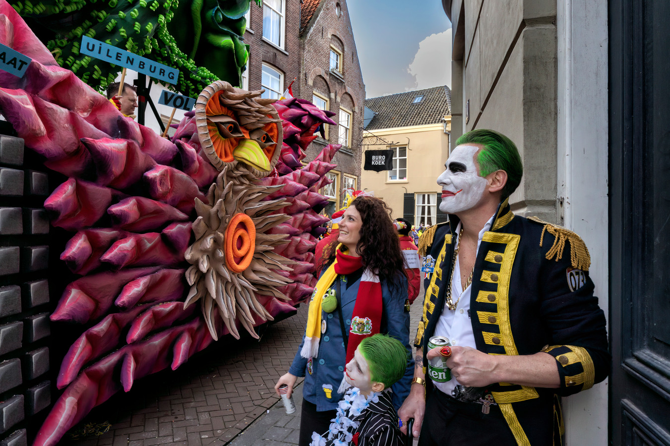De optocht van Oeteldonk in beeld | Foto | bd.nl