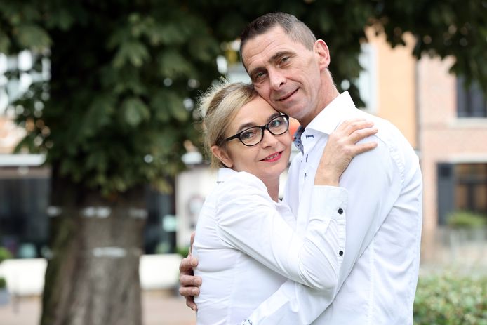 Christel, weduwe van Wim Ravell, is nu al opnieuw getrouwd: “Niemand ...