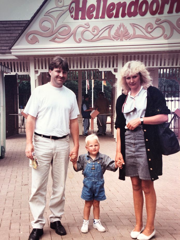 De broer van Nick doodde zijn ouders: ‘Diep van binnen weet ik dat mijn ...