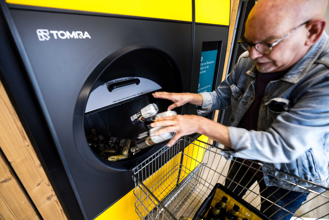 Kamer wil snel meer innamepunten voor statiegeldblikjes en -flesjes ...