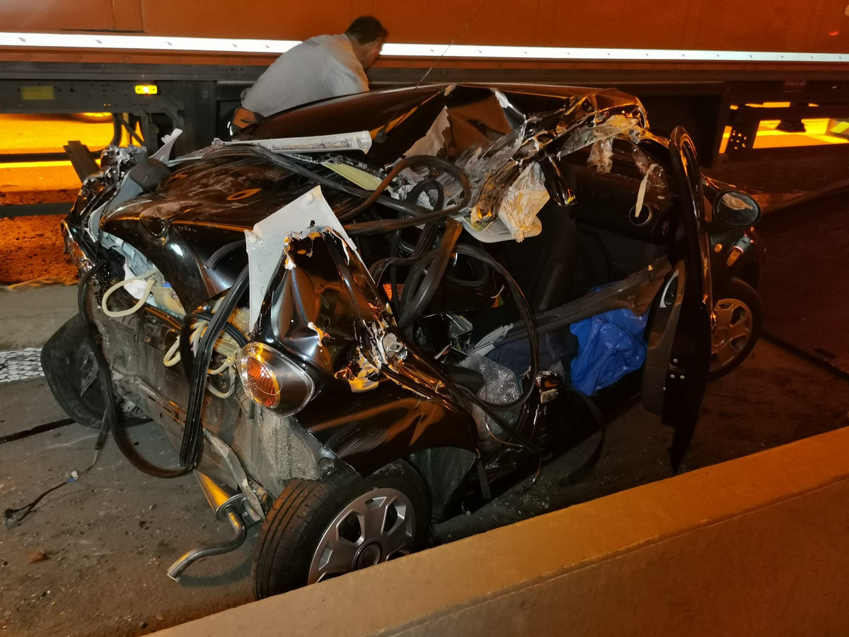 Drie zwaargewonden na ernstig ongeluk met Nederlandse auto in Belgische ...