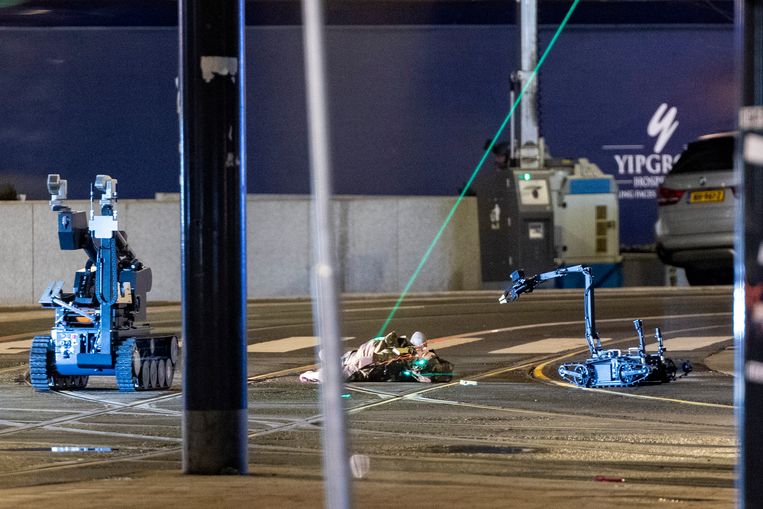 DSI-agent die gijzelnemer Apple Store aanreed onderscheiden met ...