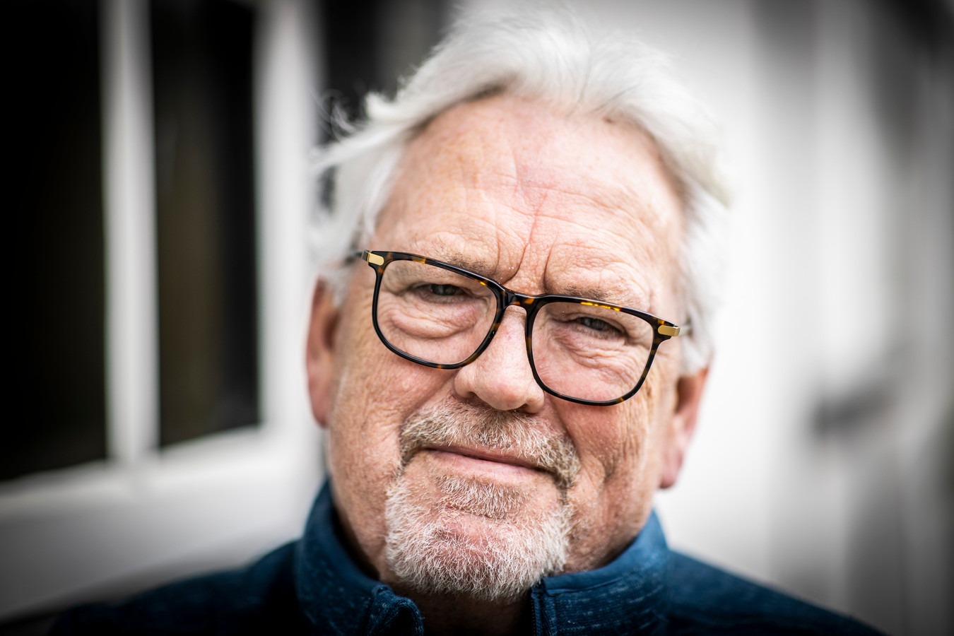 Vorig jaar kon zieke Ernst Daniël Smid nauwelijks praten, nu geeft hij ...