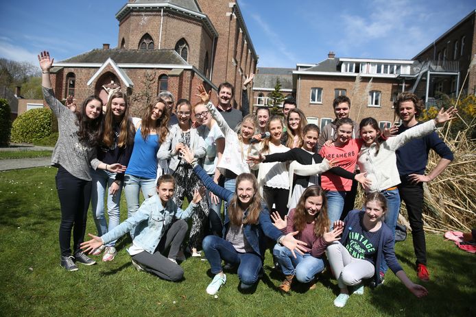 Schoolband OLV maakt comeback in Diamantzaal | Sint-Genesius-Rode | hln.be