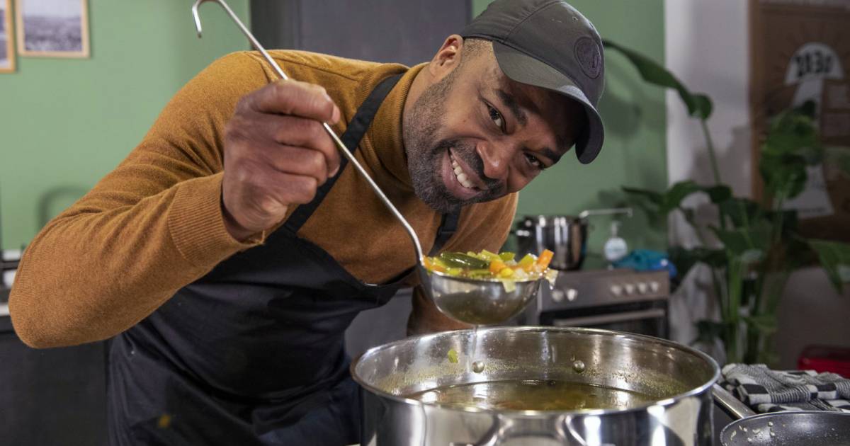 Chef-kok Ramon Beuk gooit niks weg: ‘Maak bouillons’ | Da's Handig | AD.nl