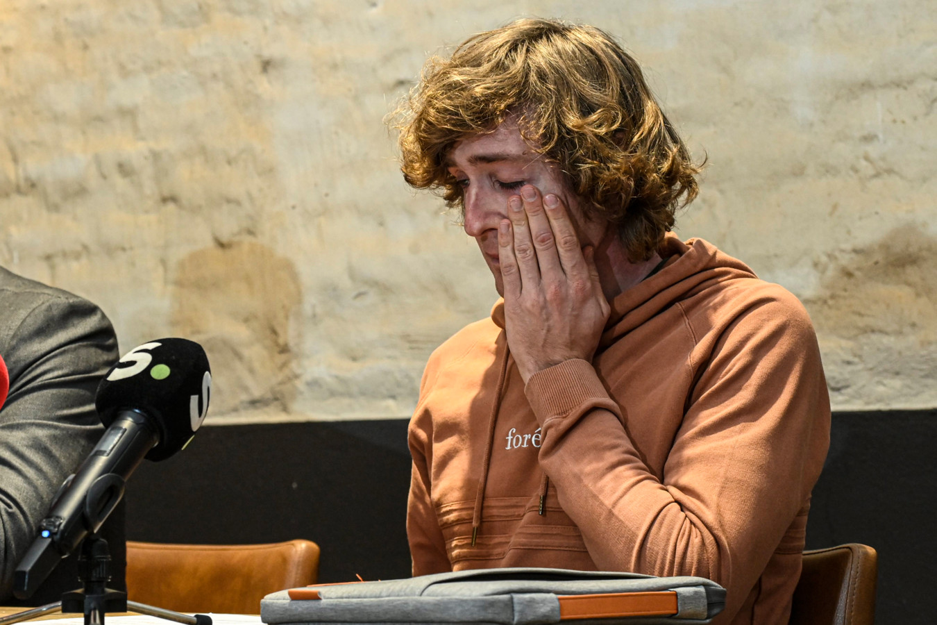 WOORD VOOR WOORD. Het volledige emotionele statement van Toon Aerts ...