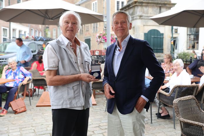 Jaap (84) waakt al zeventig jaar over onze dijken: ‘Mijn pak en laarzen staan altijd klaar ...