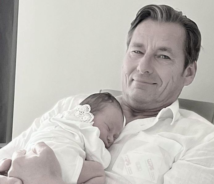 Harry en Olga uit ‘The Sky Is The Limit’ verwelkomen eerste kindje | BV ...