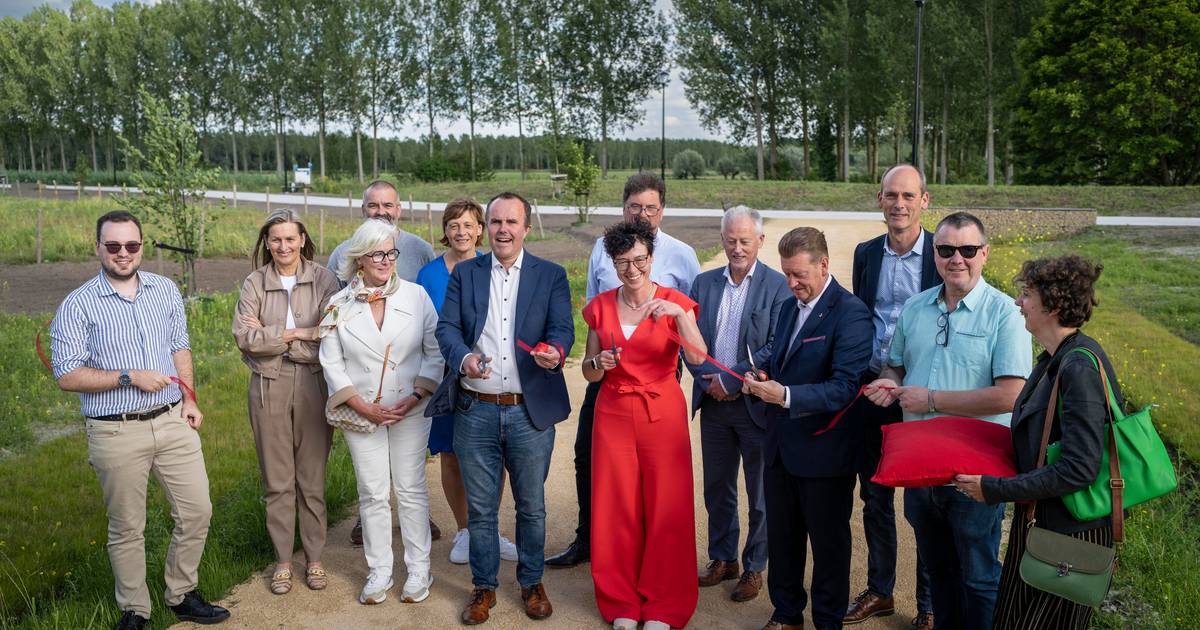Kmo-zone Suikersite in Moerbeke feestelijk geopend: “Maar nood aan ...