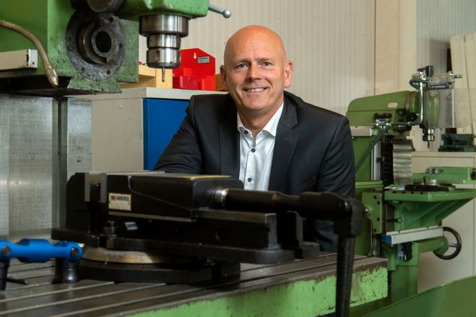 Zijn technici zijn als de wegenwacht in machineland: bij pech zijn ze onderweg | Hengelo ...