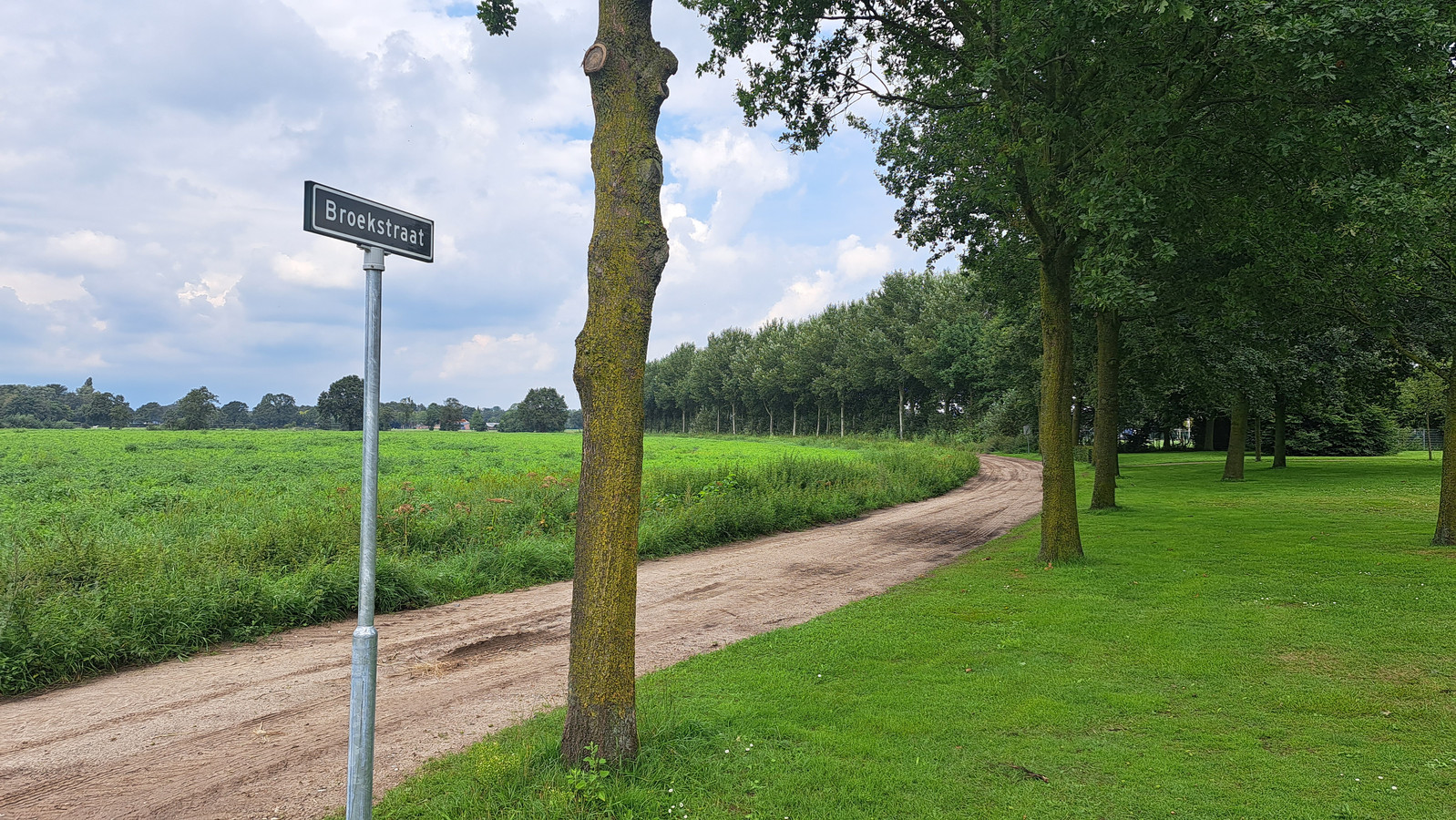 Is er eindelijk een oplossing voor het landbouwverkeer in Hilvarenbeek ...